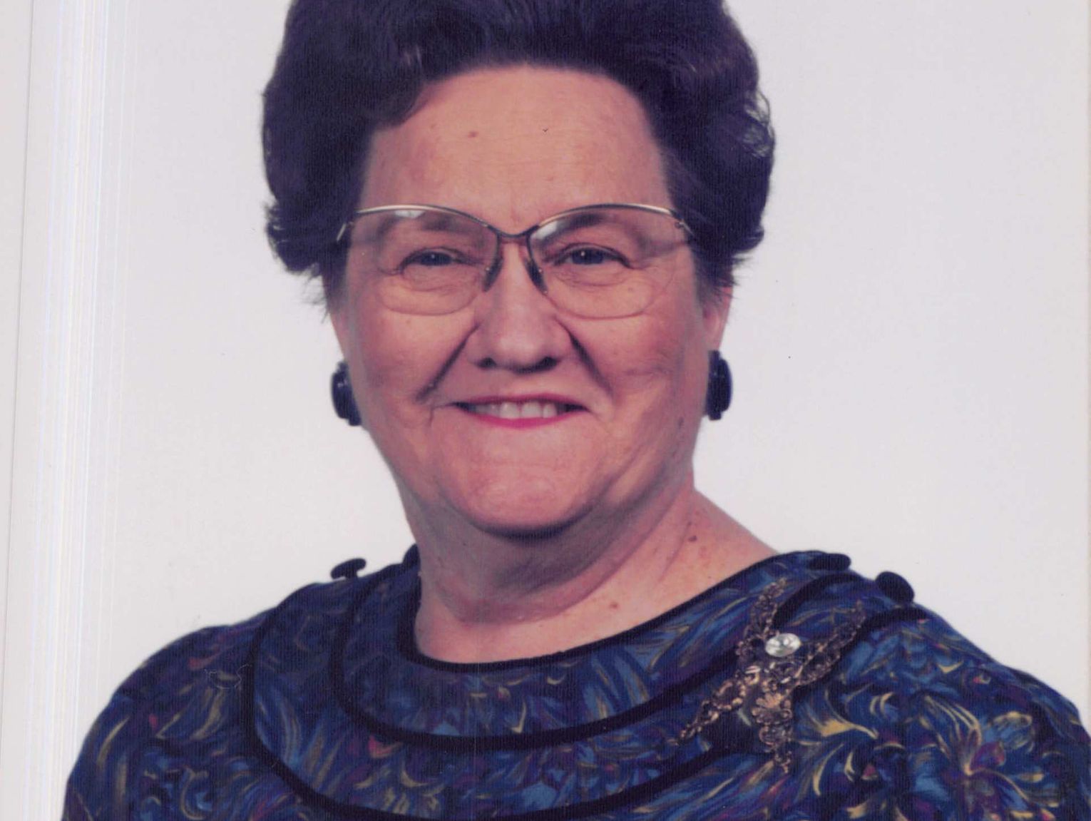 Lou Ann Falkenbury Barth 1935 – 2025
