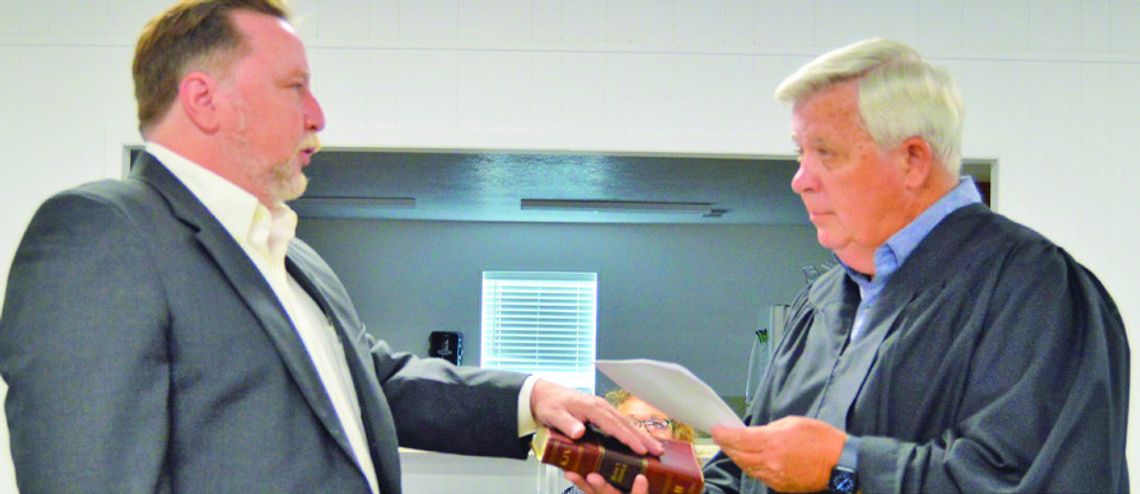 Anderson mayor resigns
